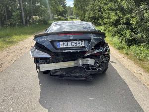 Pelēks Mercedes-Benz SL 63 AMG 2013 Kauņa, ar dzinēja tilpumu 5.46 L un nobraukumu 36 tūkst. km par 23999 €, foto 6 vietnē AUTOMOTO.COM.LV