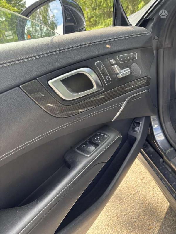 Pelēks Mercedes-Benz SL 63 AMG 2013 Kauņa, ar dzinēja tilpumu 5.46 L un nobraukumu 36 tūkst. km par 23999 €, foto 9 vietnē AUTOMOTO.COM.LV