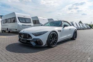 Мерседес SL 63 AMG 2023 в Каунас на AUTOMOTO.COM.LV Белый Мерседес SL 63 AMG 2023 в Каунас, объемом двигателя 3.98 л и пробегом 11 тыс. км за 165000 €, фото 1 на AUTOMOTO.COM.LV