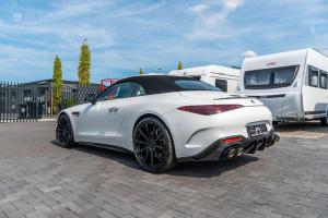 Белый Мерседес SL 63 AMG 2023 в Каунас, объемом двигателя 3.98 л и пробегом 11 тыс. км за 165000 €, фото 3 на AUTOMOTO.COM.LV