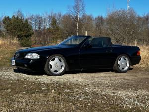 Black Mercedes-Benz SL-Class 1991 in Tallinn, with an engine capacity of 5.00 L and mileage of 169 thousand km for 10990 €, photo 5 on AUTOMOTO.COM.LV