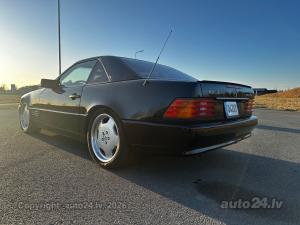 Black Mercedes-Benz SL-Class 1991 in Tallinn, with an engine capacity of 5.00 L and mileage of 169 thousand km for 10990 €, photo 12 on AUTOMOTO.COM.LV