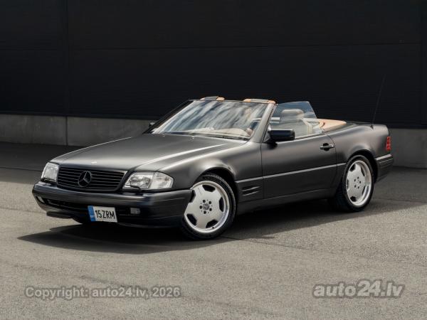 Black Mercedes-Benz SL-Class 1997 in Tallinn, with an engine capacity of 5.00 L and mileage of 159 thousand km for 28900 €, photo 1 on AUTOMOTO.COM.LV