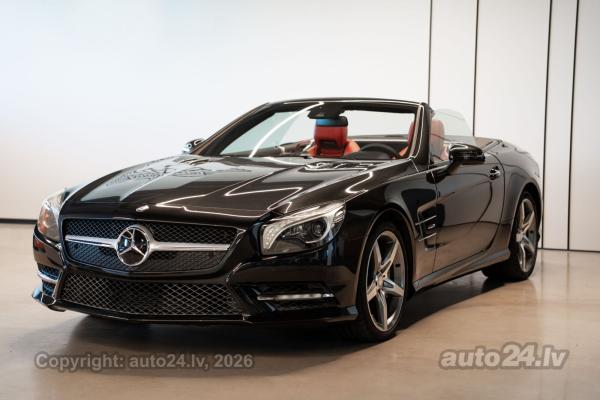Melns Mercedes-Benz SL-Class 2012 Tallina, ar dzinēja tilpumu 4.70 L un nobraukumu 51 tūkst. km par 43243 €, foto 4 vietnē AUTOMOTO.COM.LV