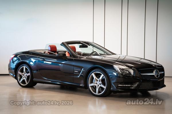 Melns Mercedes-Benz SL-Class 2012 Tallina, ar dzinēja tilpumu 4.70 L un nobraukumu 51 tūkst. km par 43243 €, foto 6 vietnē AUTOMOTO.COM.LV