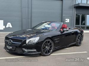 Melns Mercedes-Benz SL-Class 2013 Tallina, ar dzinēja tilpumu 4.70 L un nobraukumu 151 tūkst. km par 35995 €, foto 3 vietnē AUTOMOTO.COM.LV