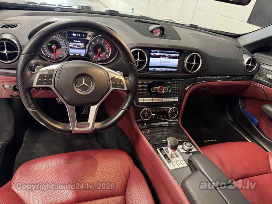 Melns Mercedes-Benz SL-Class 2013 Tallina, ar dzinēja tilpumu 4.70 L un nobraukumu 151 tūkst. km par 35995 €, foto 19 vietnē AUTOMOTO.COM.LV