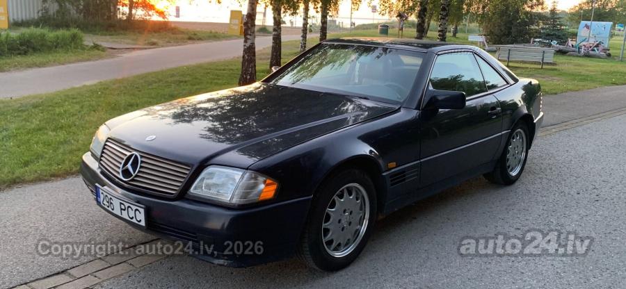 Blue Mercedes-Benz SL-Class 1995 in Tallinn, with an engine capacity of 3.20 L and mileage of 257 thousand km for 7900 €, photo 11 on AUTOMOTO.COM.LV