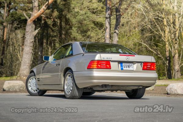 Mercedes-Benz SL-Class 1997 Tallina, ar dzinēja tilpumu 5.00 L un nobraukumu 231 tūkst. km par 25000 €, foto 6 vietnē AUTOMOTO.COM.LV