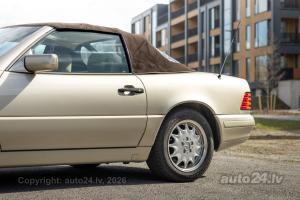 Mercedes-Benz SL-Class 1997 Tallina, ar dzinēja tilpumu 5.00 L un nobraukumu 231 tūkst. km par 25000 €, foto 12 vietnē AUTOMOTO.COM.LV