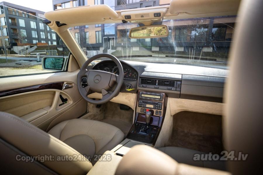 Mercedes-Benz SL-Class 1997 Tallina, ar dzinēja tilpumu 5.00 L un nobraukumu 231 tūkst. km par 25000 €, foto 20 vietnē AUTOMOTO.COM.LV