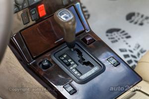 Mercedes-Benz SL-Class 1997 Tallina, ar dzinēja tilpumu 5.00 L un nobraukumu 231 tūkst. km par 25000 €, foto 22 vietnē AUTOMOTO.COM.LV