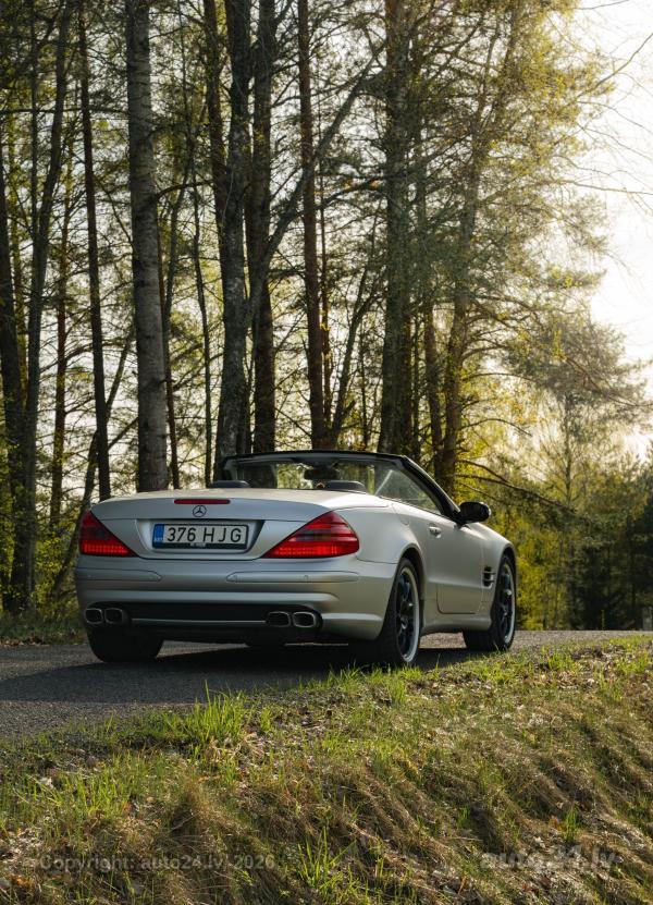 Mercedes-Benz SL-Class 2004 Tallina, ar dzinēja tilpumu 5.00 L un nobraukumu 119 tūkst. km par 15000 €, foto 4 vietnē AUTOMOTO.COM.LV
