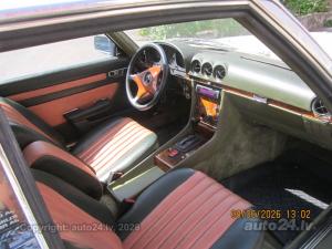 Mercedes-Benz SL-Class 1981 Tallina, ar dzinēja tilpumu 3.80 L un nobraukumu 296 tūkst. km par 15990 €, foto 8 vietnē AUTOMOTO.COM.LV