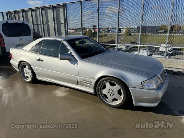 Pelēks Mercedes-Benz SL-Class 1995 Tallina, ar dzinēja tilpumu 3.20 L un nobraukumu 160 tūkst. km par 16500 €, foto 7 vietnē AUTOMOTO.COM.LV