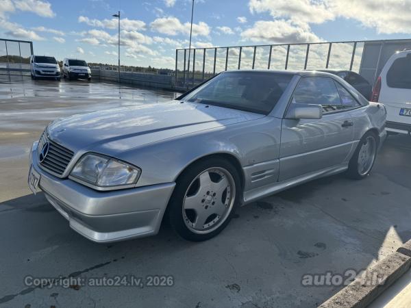 Pelēks Mercedes-Benz SL-Class 1995 Tallina, ar dzinēja tilpumu 3.20 L un nobraukumu 160 tūkst. km par 16500 €, foto 9 vietnē AUTOMOTO.COM.LV