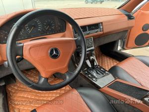 Pelēks Mercedes-Benz SL-Class 1995 Tallina, ar dzinēja tilpumu 3.20 L un nobraukumu 160 tūkst. km par 16500 €, foto 18 vietnē AUTOMOTO.COM.LV