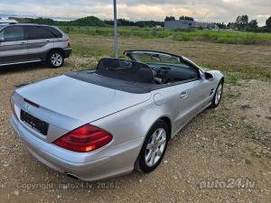 Pelēks Mercedes-Benz SL-Class 2001 Tartu, ar dzinēja tilpumu 5.00 L un nobraukumu 215 tūkst. km par 11990 €, foto 6 vietnē AUTOMOTO.COM.LV