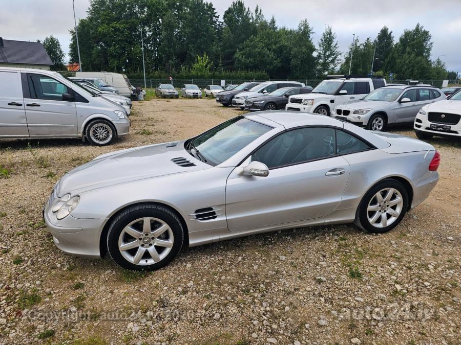 Pelēks Mercedes-Benz SL-Class 2001 Tartu, ar dzinēja tilpumu 5.00 L un nobraukumu 215 tūkst. km par 11990 €, foto 8 vietnē AUTOMOTO.COM.LV