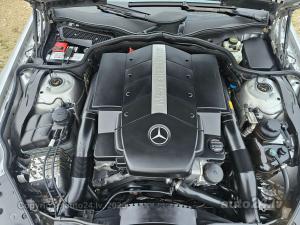 Pelēks Mercedes-Benz SL-Class 2001 Tartu, ar dzinēja tilpumu 5.00 L un nobraukumu 215 tūkst. km par 11990 €, foto 20 vietnē AUTOMOTO.COM.LV