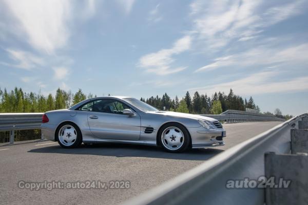 Grey Mercedes-Benz SL-Class 2002 in Tallinn, with an engine capacity of 5.00 L and mileage of 119 thousand km for 13999 €, photo 5 on AUTOMOTO.COM.LV