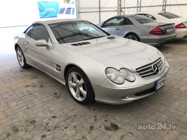 Pelēks Mercedes-Benz SL-Class 2003 Tallina, ar dzinēja tilpumu 6.00 L un nobraukumu 52 tūkst. km par 43500 €, foto 2 vietnē AUTOMOTO.COM.LV