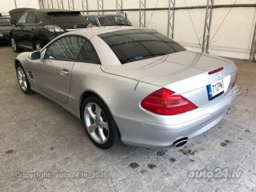Grey Mercedes-Benz SL-Class 2003 in Tallinn, with an engine capacity of 6.00 L and mileage of 52 thousand km for 43500 €, photo 4 on AUTOMOTO.COM.LV