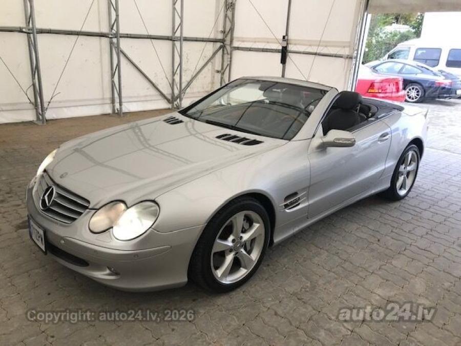 Grey Mercedes-Benz SL-Class 2003 in Tallinn, with an engine capacity of 6.00 L and mileage of 52 thousand km for 43500 €, photo 18 on AUTOMOTO.COM.LV