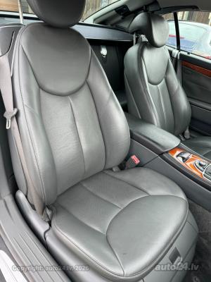 Pelēks Mercedes-Benz SL-Class 2004 Tallina, ar dzinēja tilpumu 5.00 L un nobraukumu 147 tūkst. km par 12700 €, foto 11 vietnē AUTOMOTO.COM.LV