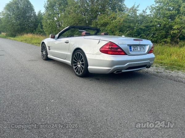 Pelēks Mercedes-Benz SL-Class 2008 Tallina, ar dzinēja tilpumu 5.50 L un nobraukumu 83 tūkst. km par 17200 €, foto 6 vietnē AUTOMOTO.COM.LV
