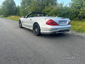 Grey Mercedes-Benz SL-Class 2008 in Tallinn, with an engine capacity of 5.50 L and mileage of 83 thousand km for 17200 €, photo 7 on AUTOMOTO.COM.LV
