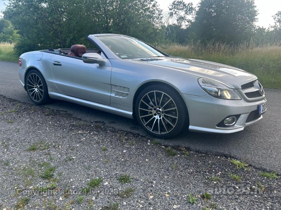 Grey Mercedes-Benz SL-Class 2008 in Tallinn, with an engine capacity of 5.50 L and mileage of 83 thousand km for 17200 €, photo 9 on AUTOMOTO.COM.LV