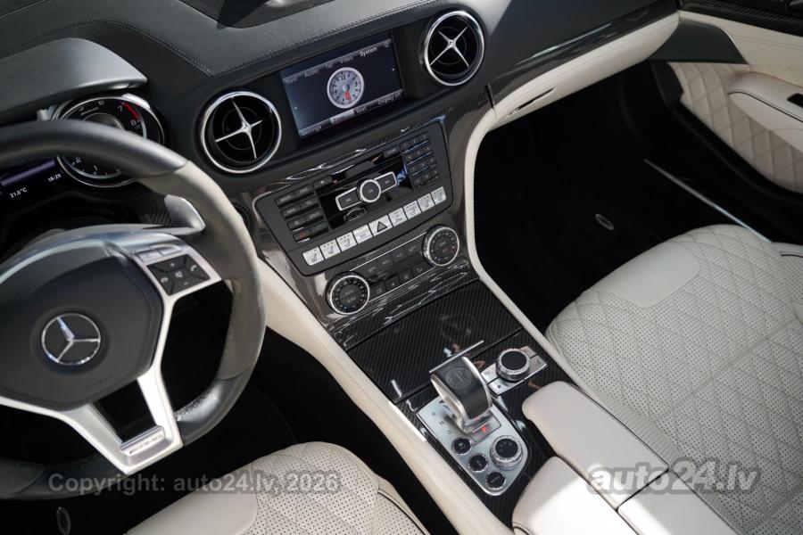 Grey Mercedes-Benz SL-Class 2012 in Tallinn, with an engine capacity of 6.00 L and mileage of 91 thousand km for 174900 €, photo 9 on AUTOMOTO.COM.LV