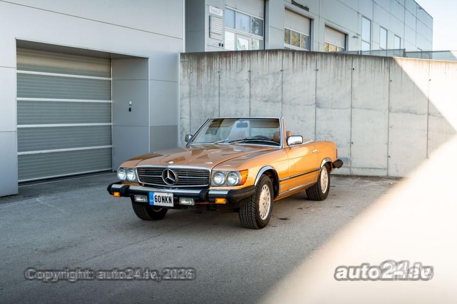 Dzeltens Mercedes-Benz SL-Class 1983 Tallina, ar dzinēja tilpumu 3.80 L un nobraukumu 317 tūkst. km par 14500 €, foto 17 vietnē AUTOMOTO.COM.LV