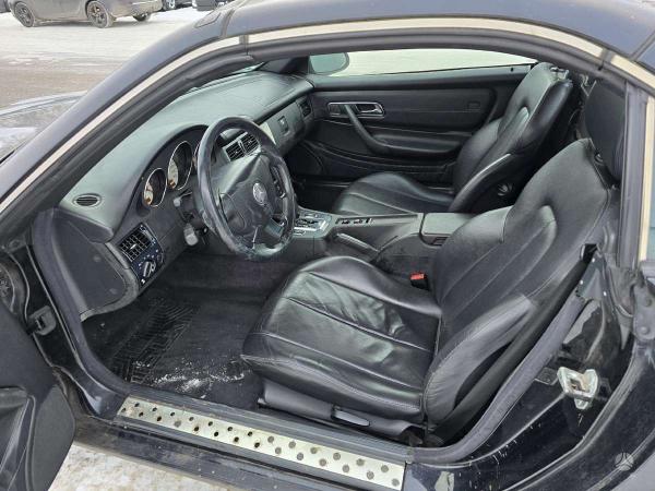 Melns Mercedes-Benz SLK 200 1998 Marijampole, ar dzinēja tilpumu 2.00 L un nobraukumu 260 tūkst. km par 1999 €, foto 7 vietnē AUTOMOTO.COM.LV