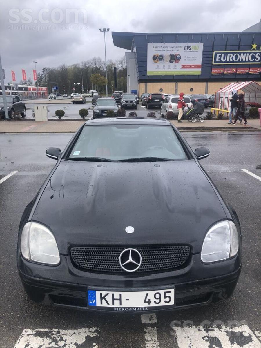 Melns Mercedes-Benz SLK 200 1998 Rīga, ar dzinēja tilpumu 2.00 L un nobraukumu 219 tūkst. km par 1500 €, foto 5 vietnē AUTOMOTO.COM.LV