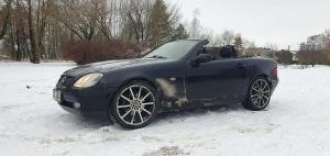 Melns Mercedes-Benz SLK 200 1999 Kauņa, ar dzinēja tilpumu 2.00 L un nobraukumu 340 tūkst. km par 2000 €, foto  vietnē AUTOMOTO.COM.LV