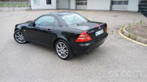 Melns Mercedes-Benz SLK 200 1999 Rīga, ar dzinēja tilpumu 2.00 L un nobraukumu 246 tūkst. km par 3900 €, foto 5 vietnē AUTOMOTO.COM.LV