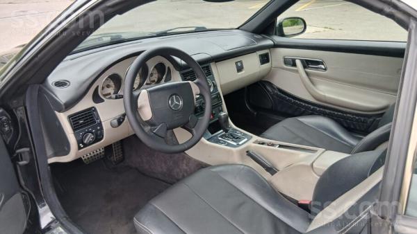 Melns Mercedes-Benz SLK 200 1999 Rīga, ar dzinēja tilpumu 2.00 L un nobraukumu 246 tūkst. km par 3900 €, foto 6 vietnē AUTOMOTO.COM.LV