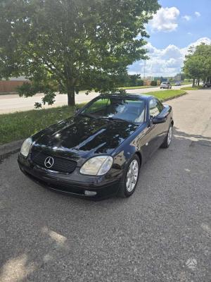 Black Mercedes-Benz SLK 200 1999 in Marijampole, with an engine capacity of 2.00 L and mileage of 220 thousand km for 3950 €, photo 24 on AUTOMOTO.COM.LV