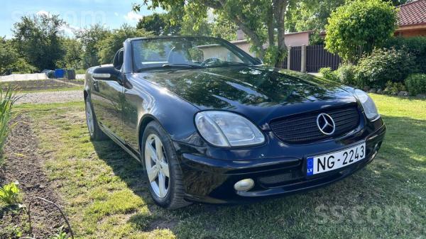 Melns Mercedes-Benz SLK 200 2000 Bauska, ar dzinēja tilpumu 2.00 L un nobraukumu 225 tūkst. km par 3150 €, foto 3 vietnē AUTOMOTO.COM.LV
