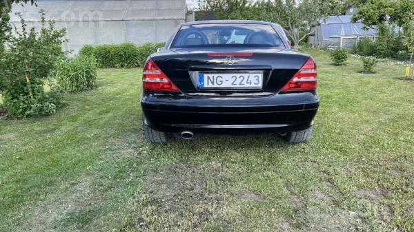 Melns Mercedes-Benz SLK 200 2000 Bauska, ar dzinēja tilpumu 2.00 L un nobraukumu 225 tūkst. km par 3150 €, foto 5 vietnē AUTOMOTO.COM.LV