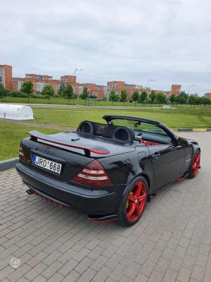 Melns Mercedes-Benz SLK 200 2001 Klaipėda, ar dzinēja tilpumu 2.00 L un nobraukumu 218 tūkst. km par 5900 €, foto 5 vietnē AUTOMOTO.COM.LV
