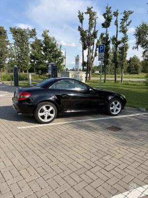 Melns Mercedes-Benz SLK 200 2006 Kauņa, ar dzinēja tilpumu 1.80 L un nobraukumu 128 tūkst. km par 12500 €, foto 4 vietnē AUTOMOTO.COM.LV