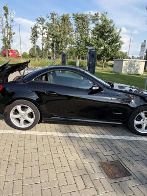 Melns Mercedes-Benz SLK 200 2006 Kauņa, ar dzinēja tilpumu 1.80 L un nobraukumu 128 tūkst. km par 12500 €, foto 8 vietnē AUTOMOTO.COM.LV