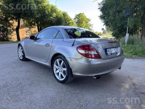 Brown Mercedes-Benz SLK 200 2005 in Cesis, with an engine capacity of 1.80 L and mileage of 281 thousand km for 7350 €, photo 4 on AUTOMOTO.COM.LV