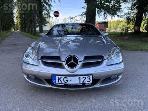 Brown Mercedes-Benz SLK 200 2005 in Cesis, with an engine capacity of 1.80 L and mileage of 281 thousand km for 7350 €, photo 6 on AUTOMOTO.COM.LV