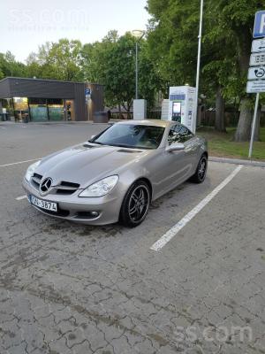 Brūns Mercedes-Benz SLK 200 2007 Rīga, ar dzinēja tilpumu 1.80 L un nobraukumu 252 tūkst. km par 6800 €, foto  vietnē AUTOMOTO.COM.LV