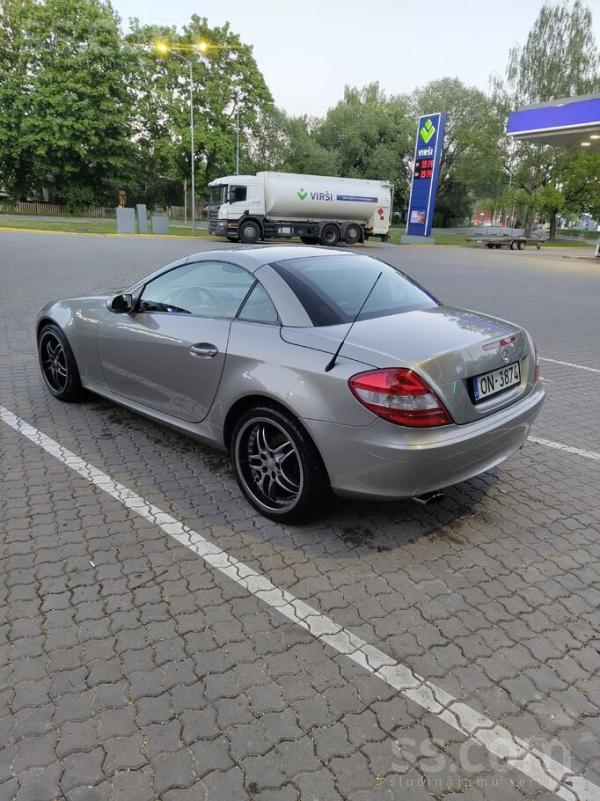 Brūns Mercedes-Benz SLK 200 2007 Rīga, ar dzinēja tilpumu 1.80 L un nobraukumu 252 tūkst. km par 6800 €, foto 3 vietnē AUTOMOTO.COM.LV
