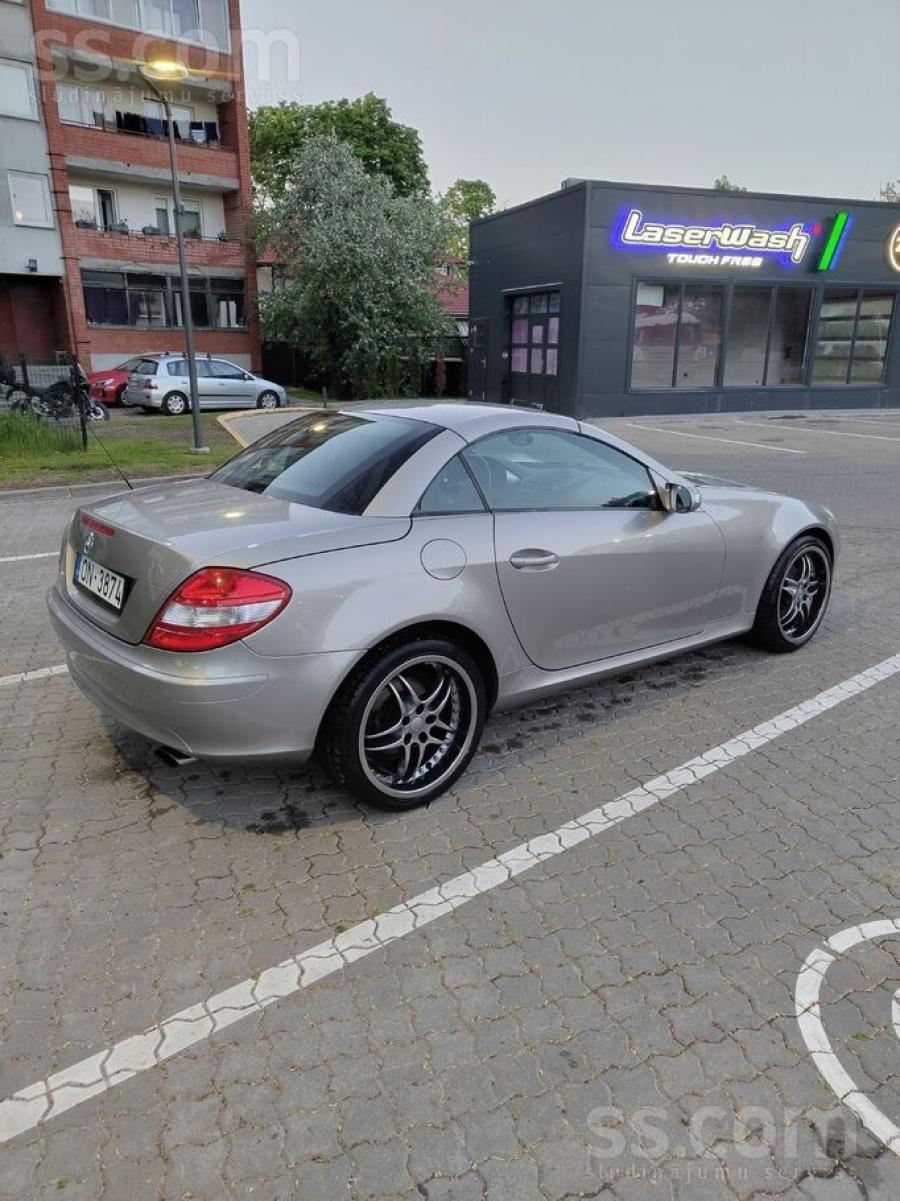 Brūns Mercedes-Benz SLK 200 2007 Rīga, ar dzinēja tilpumu 1.80 L un nobraukumu 252 tūkst. km par 6800 €, foto 5 vietnē AUTOMOTO.COM.LV